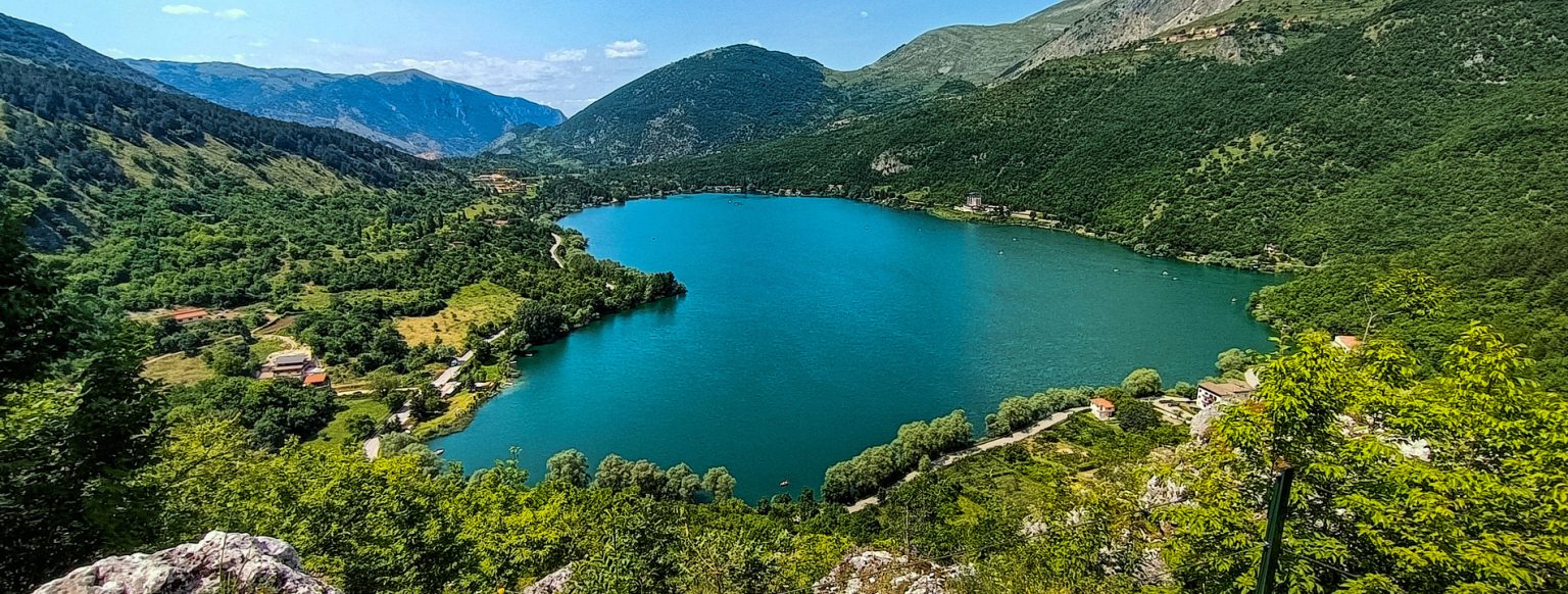 Lago di Scanno, il lago a forma di cuore